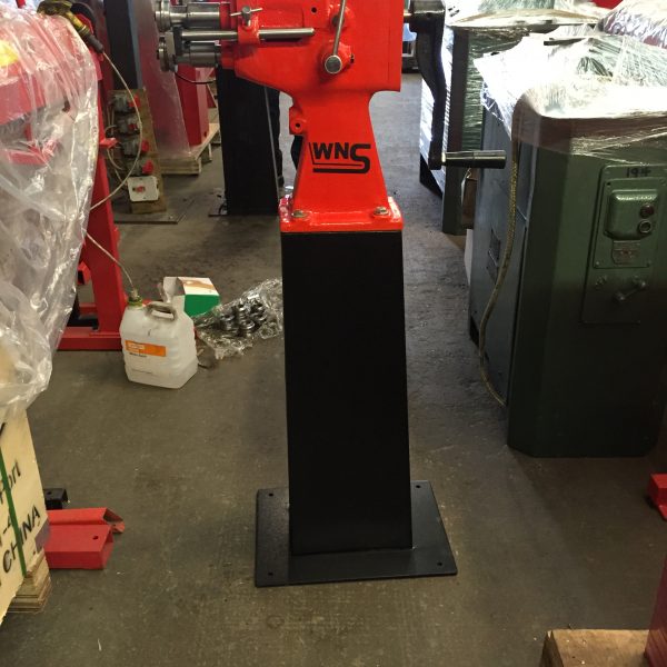 WNS Hand Swager 215mm - WNS - W. Neal Services Ltd