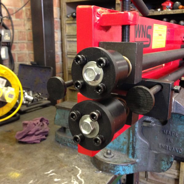 WNS Heavy Duty Manual Bead Roller 464mm - WNS - W. Neal Services Ltd