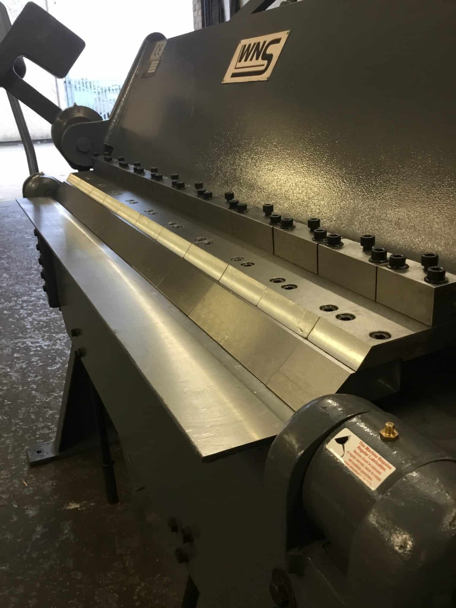 Box & Pan Folder Heavy Duty 1346mm - WNS - W. Neal Services
